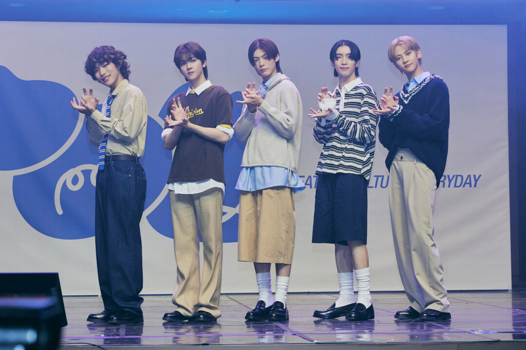 New Multinational Boy Band ＂Pow＂ Makes Striking Debut with ＂Favorite＂